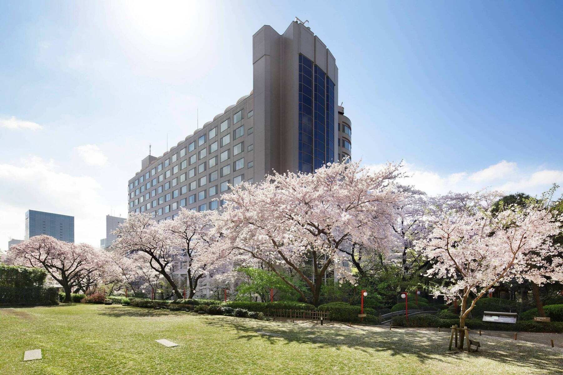 Book a Luxury Suite at The Prince Sakura Tower Tokyo Autograph ...